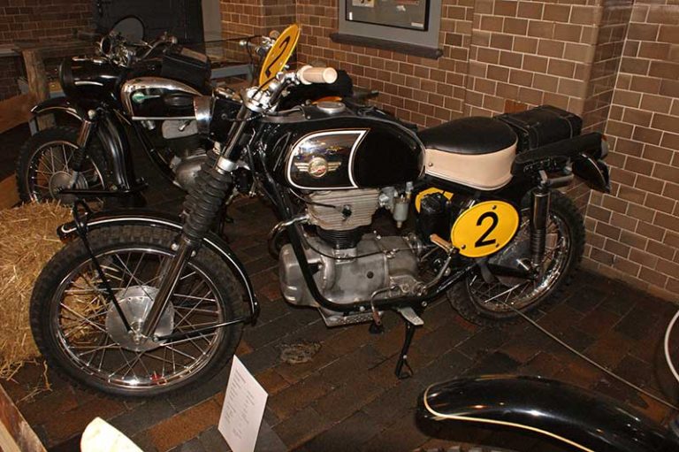 Simson Werksenduros - motorostalgie